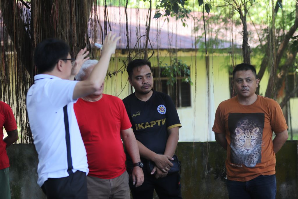 Pantau Pengumpulan Sampah, Andrei Angouw Kunjungi SPA Malalayang dan ... Pantau Pengumpulan Sampah, Andrei Angouw Kunjungi SPA Malalayang dan ...