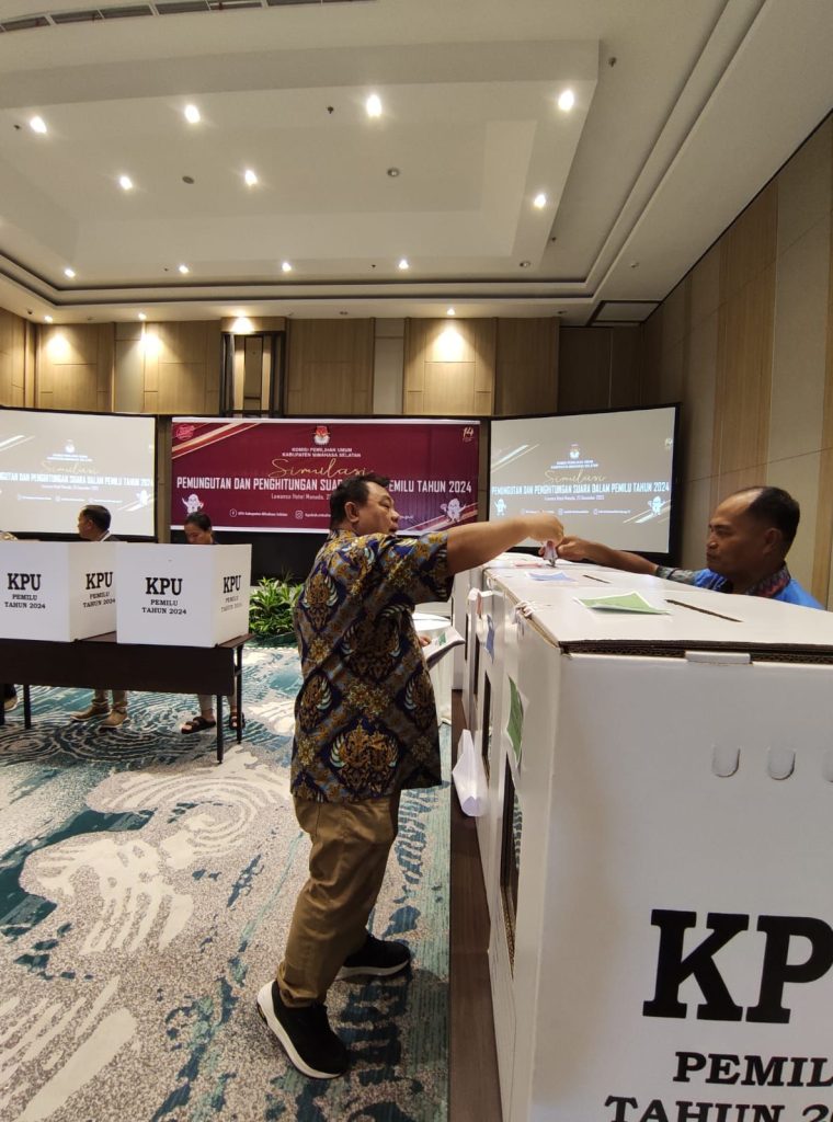 Jelang Pemilu 2024, KPU Minsel Gelar Simulasi Pungut Hitung - Dodoku News